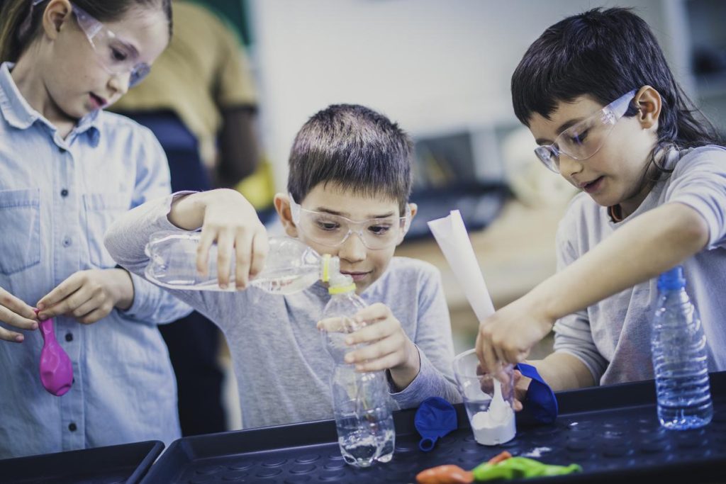 Fun & Easy Kitchen Chemistry Experiments to Try at Home