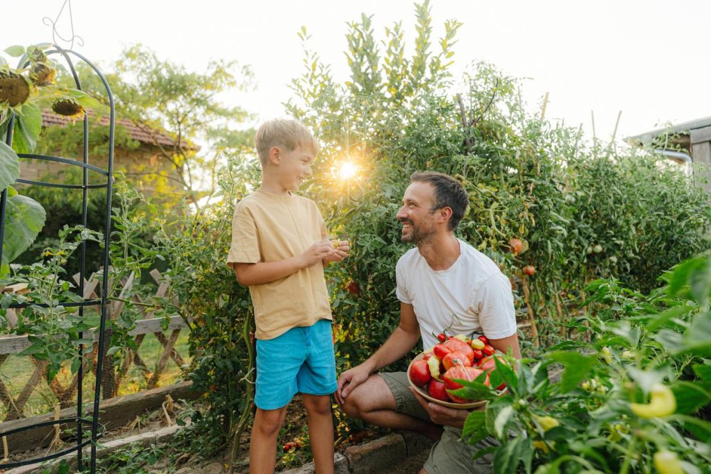 Outdoor Education Activities That Bring Families Together - Tutor ...