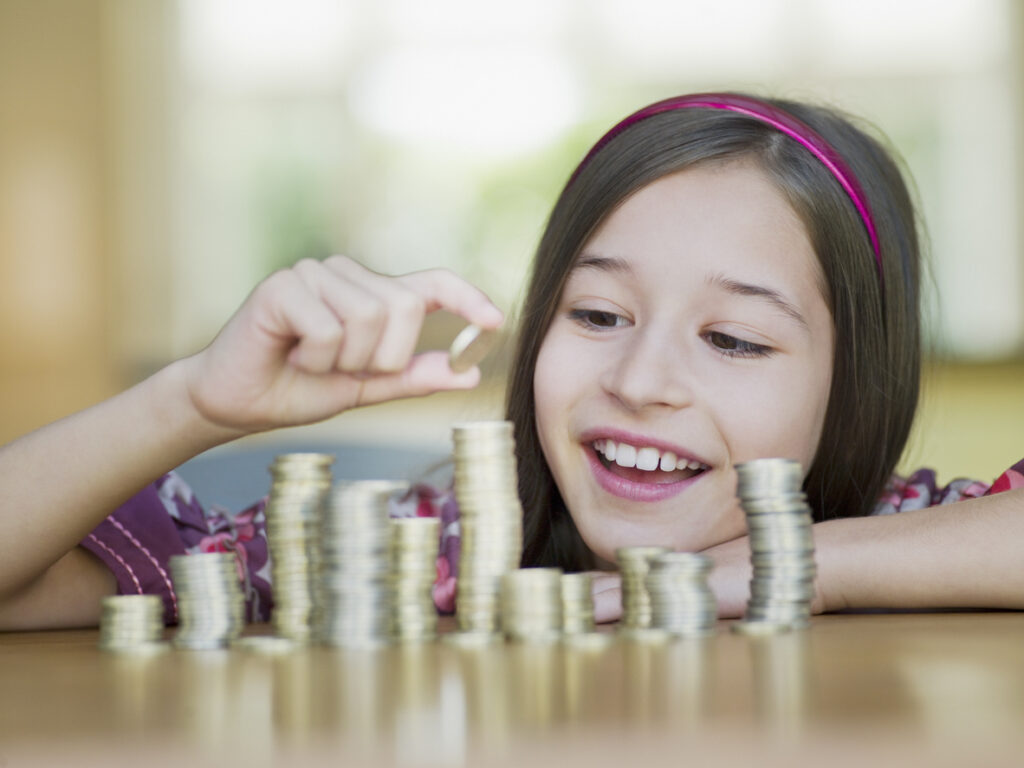 How to Teach Financial Literacy Through Holiday Budgeting - Tutor ...